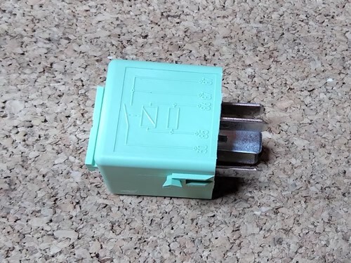 GENUINE BMW LAND ROVER FUSE RELAY LIGHT GREEN RANGE ROVER 03-09 NEW ...