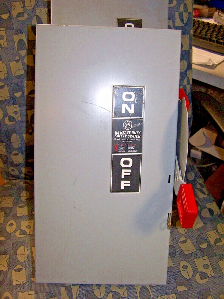 NEW GE GENERAL ELECTRIC 30A NON-FUSED SAFETY SWITCH 30 HP MAX 600V 3Ø ...