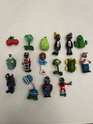 Lot Of 16 Plants vs. Zombies Mini Figures | eBay