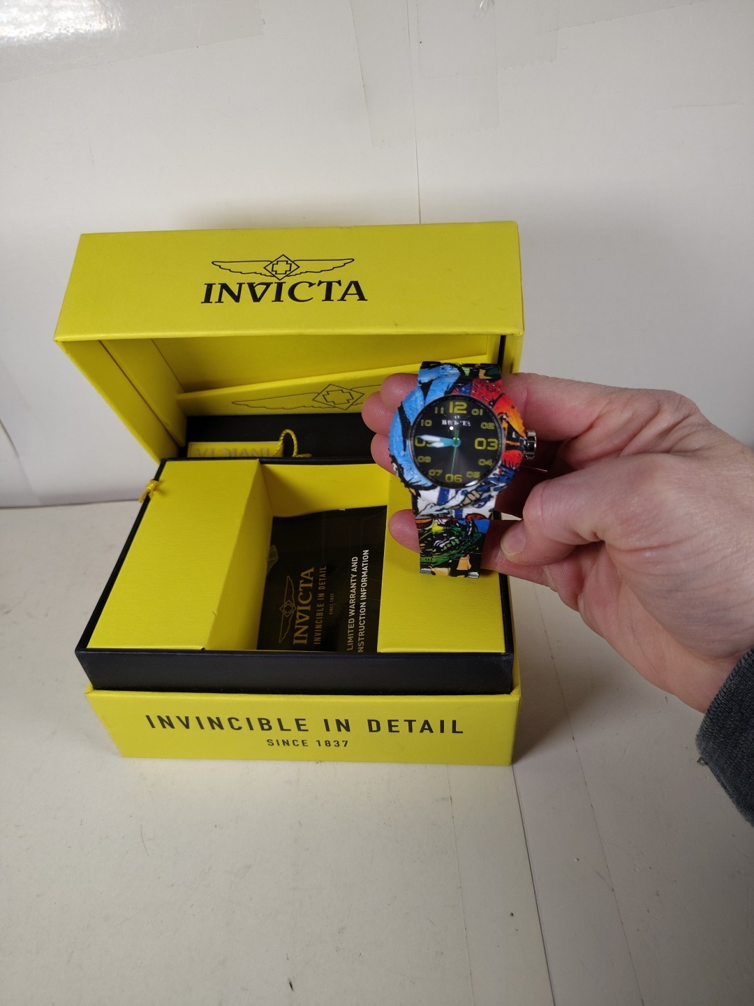 Invicta Women's 40mm Grand Pro Diver Hydro plated Graffiti Yellow Needs ...