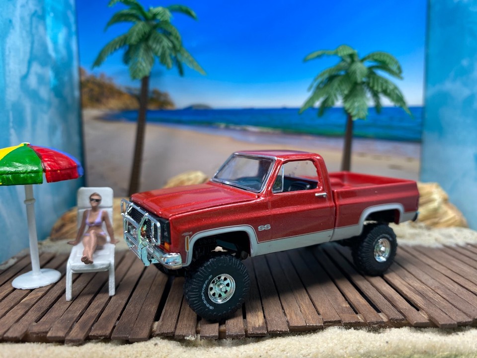 1973 Chevrolet Cheyenne SS Custom 4X4 Truck Rare 1/64 Scale Loose ...
