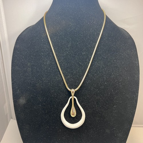Vintage Signed JJ White Enamel Gold Tone Chain 1980s Pendant Necklace ...