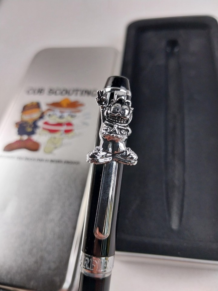 CUB SCOUTING TIN WITH GARFIELD PEN Never Have Enough Fun 1999 BSA CUB ...