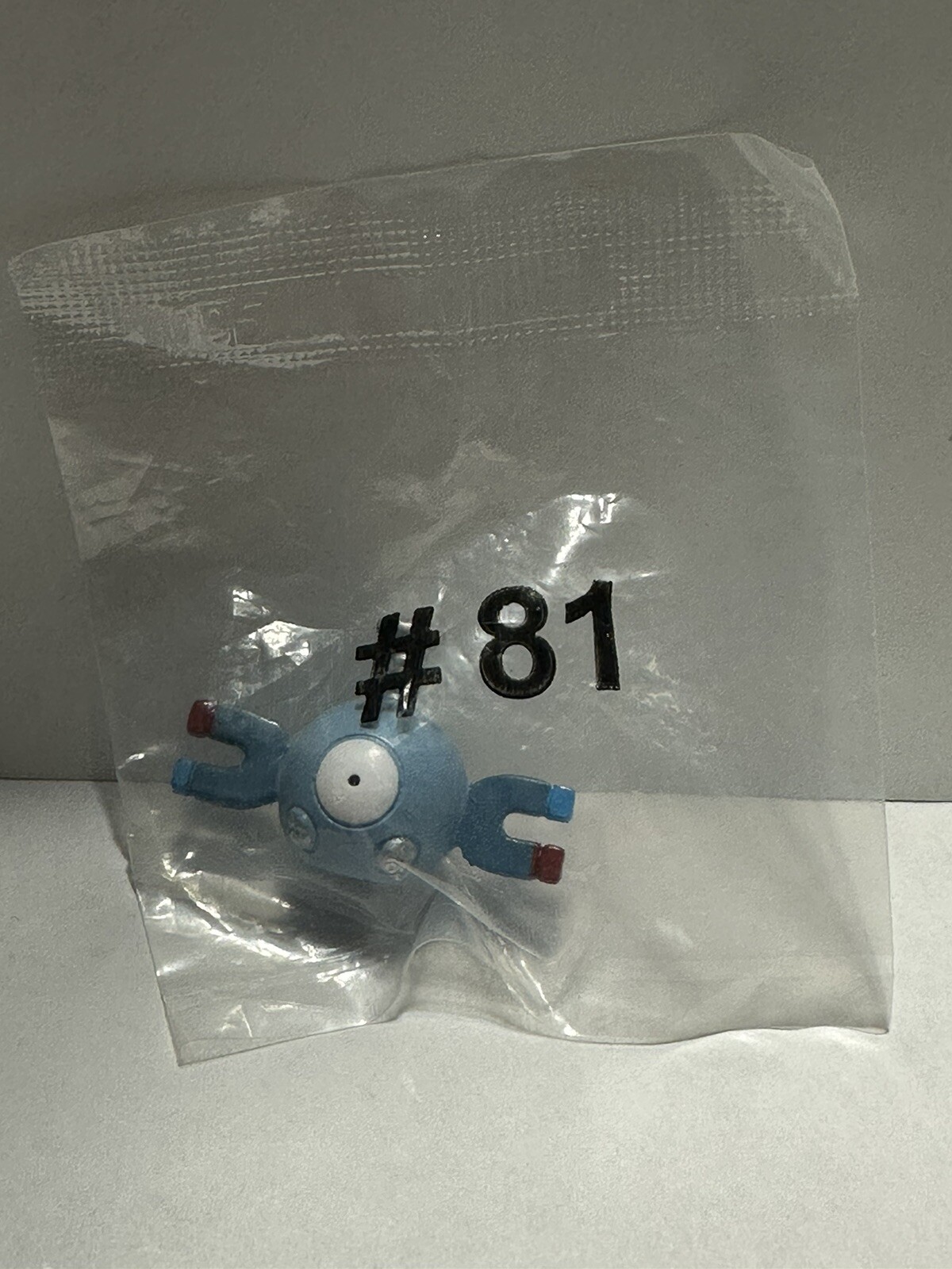 Vintage 1999 Pokemon 1" Mini Figure NEW BP Ban Presto SEALED MAGNEMITE ...