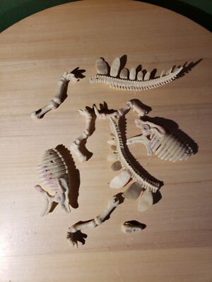 Jumbled Dinosaur Fossils Skeleton Bones Lot Cake Topper? | eBay