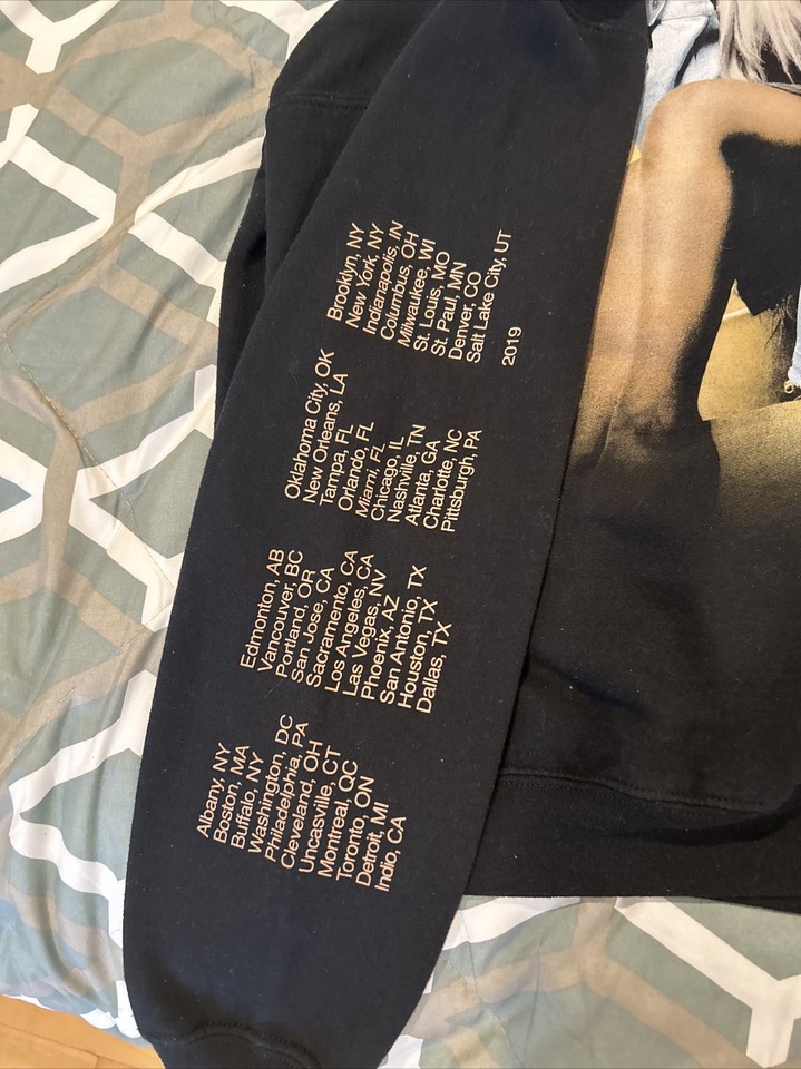 Ariana Grande Sweetener World Tour Merch Crewneck Sweatshirt Medium ...