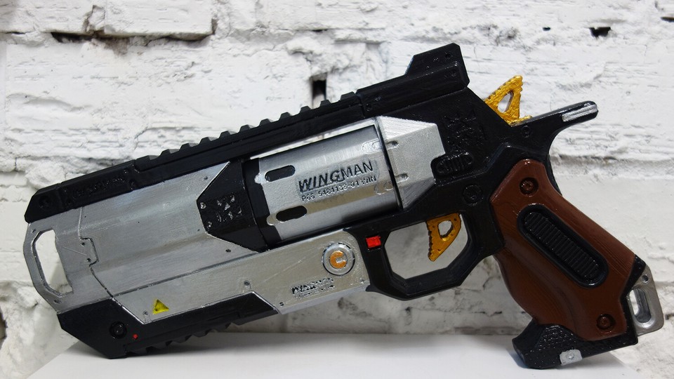 Wingman Revolver pistol prop replica with moving parts from Apex ...