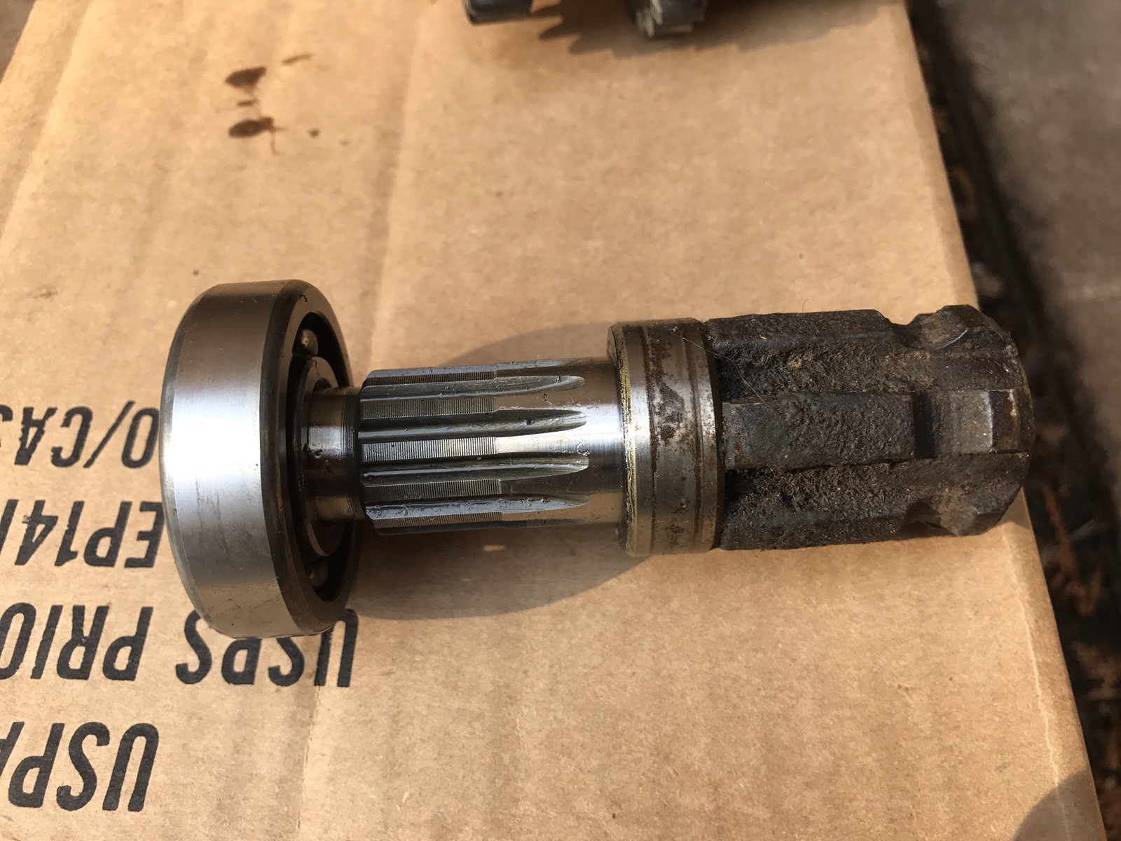 Bolens Iseki G154 G152 G174 G172 TX1300 PTO Output Shaft | eBay