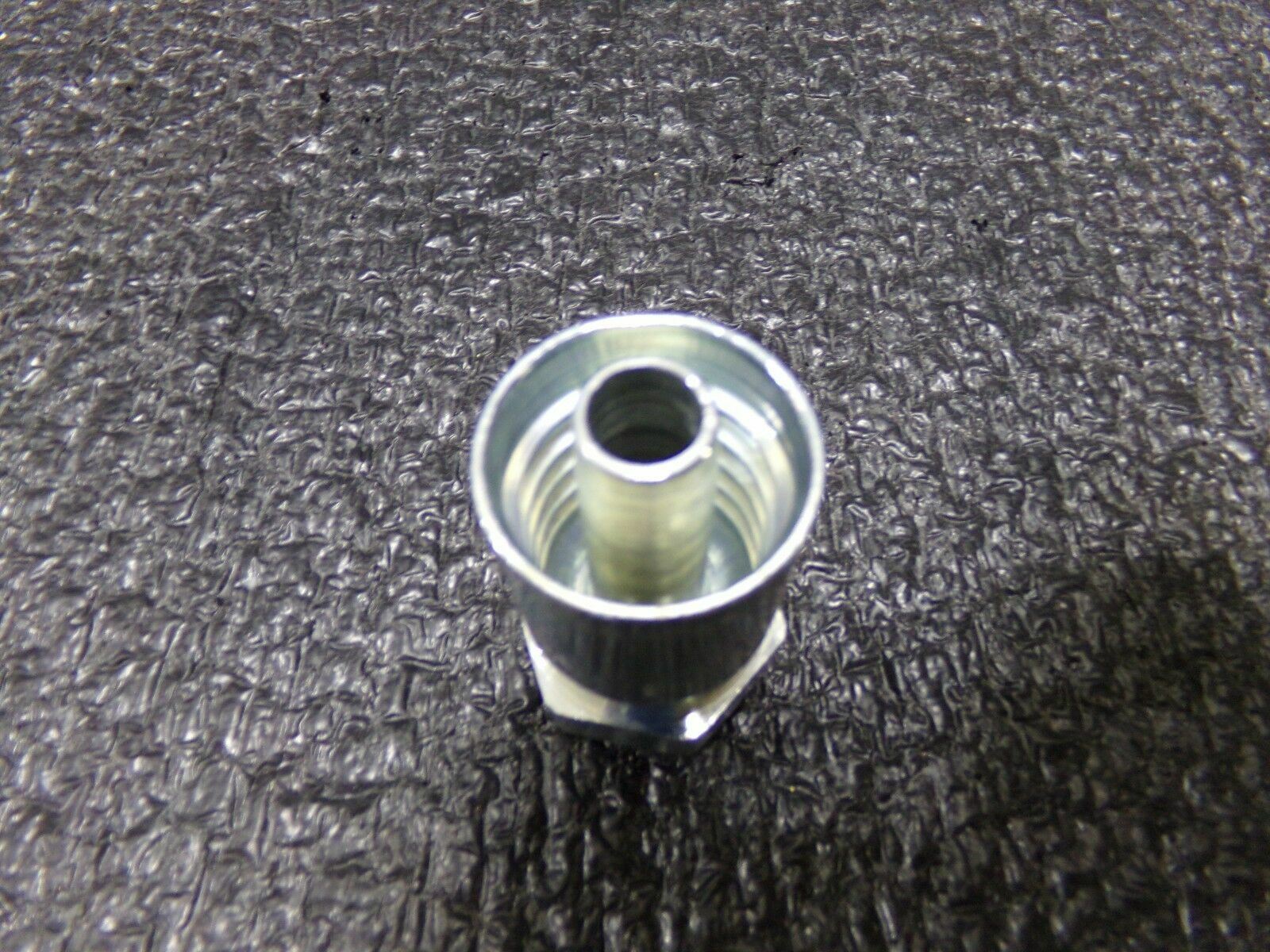 10543-12-8 Parker # 12 Male SAE Straight Thread with O-Ring x 1/2" i.d ...