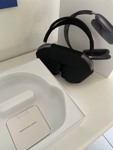 Apple AirPods Pro Max Headphones - Midnight | eBay