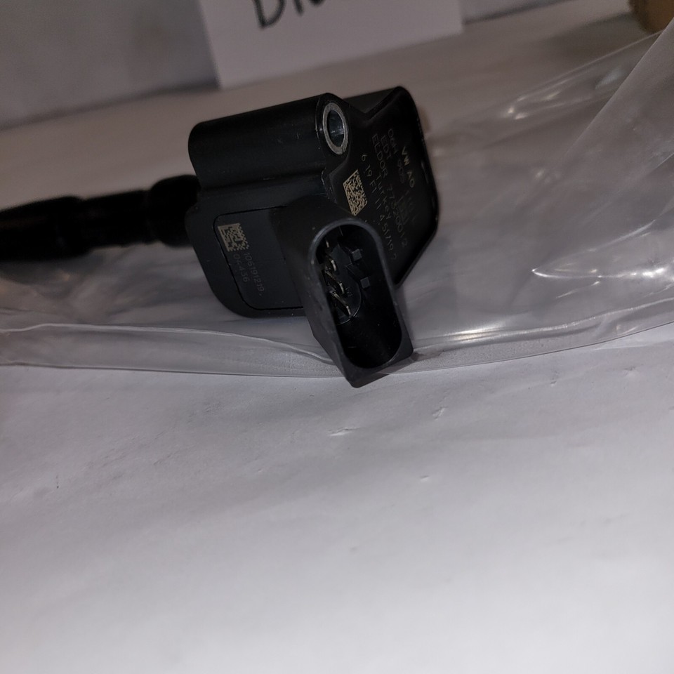 NEW Genuine Volkswagen Ignition Coil 06H-905-110-L (SHIPS FREE) | eBay