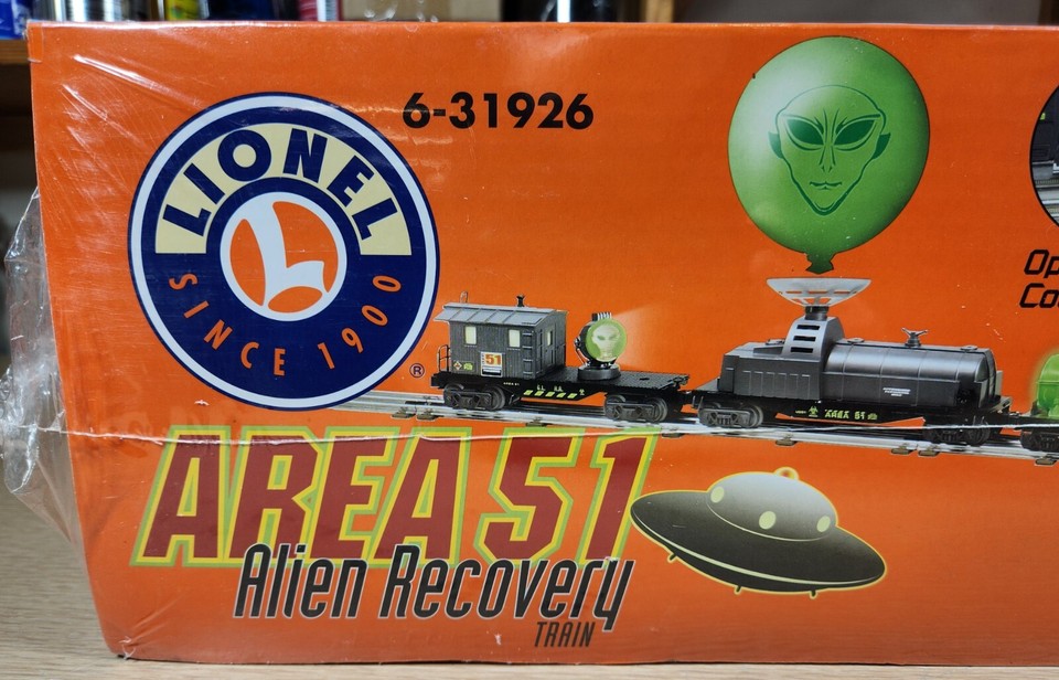 LIONEL 6-31926 AREA 51 ALIEN RECOVERY TRAIN, UNOPENED W/TRACK ...