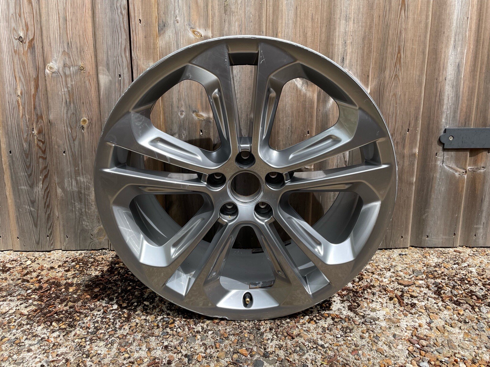 19%E2%80%9D+Audi+Q3+Alloy+Wheel+Genuine+8U0601025AD+Twin+Spoke for sale ...