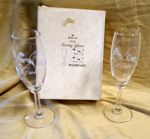 Hallmark Wedding Toasting Glasses Flutes Bride & Groom Lily Item # 8795 ...