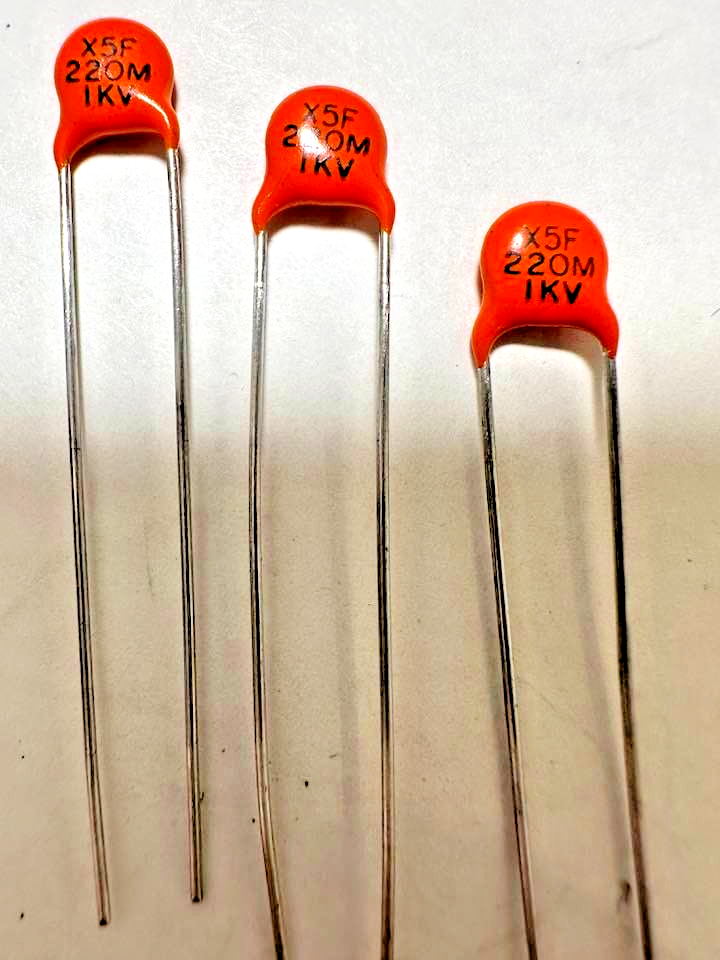 15X - 220pF @ 1000V 20% (X5F) - Ceramic Disc Capacitor - TONE/AMP/AUDIO ...