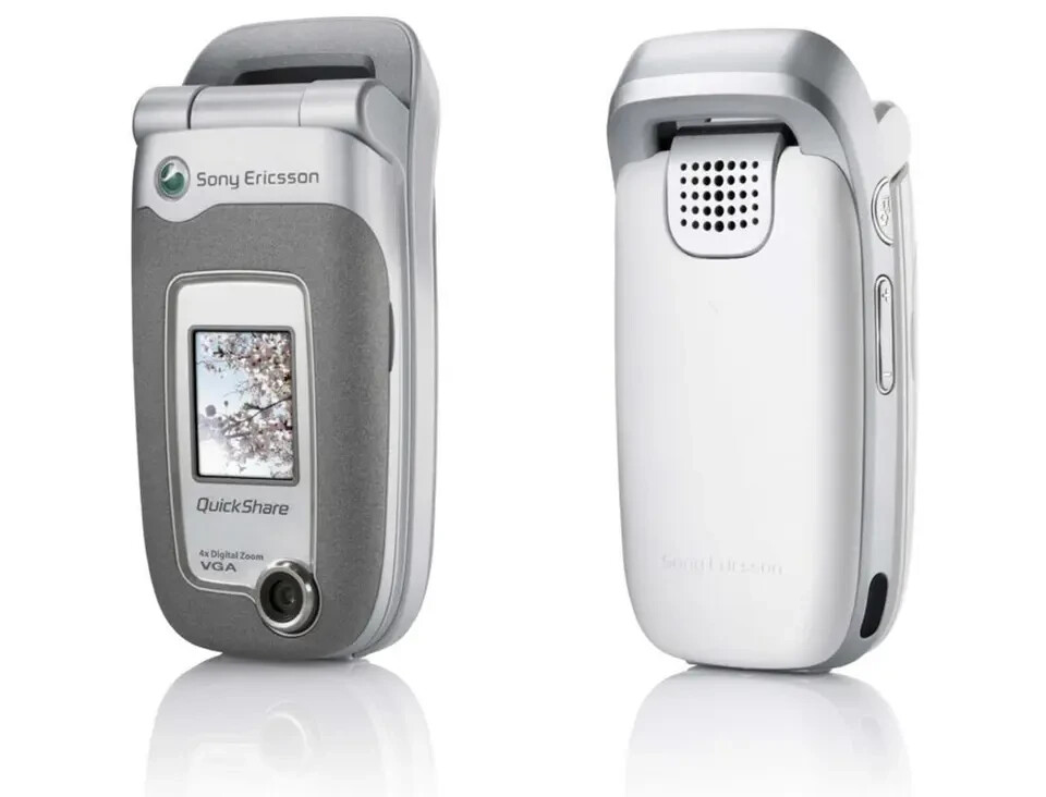 Flip Phone Sony Ericsson Z520 Z520i Unlocked Phone 2G GSM 900/1800/1900 ...
