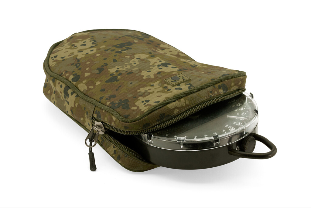 Thinking Anglers Camfleck Luggage Range Rucksack - Slim Quiver - Reel ...