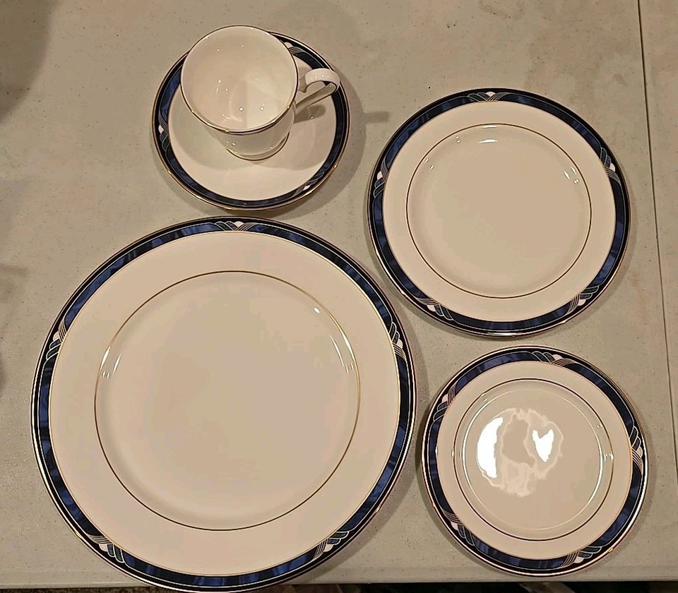 Lenox - Royal Kelly - Debut Collection. 5 Piece Place Setting(s). | eBay