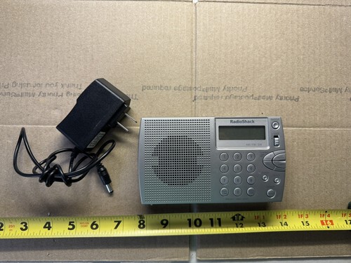 Works! Radio Shack Portable AM FM SW Short Wave Travel Radio 2000125 ...