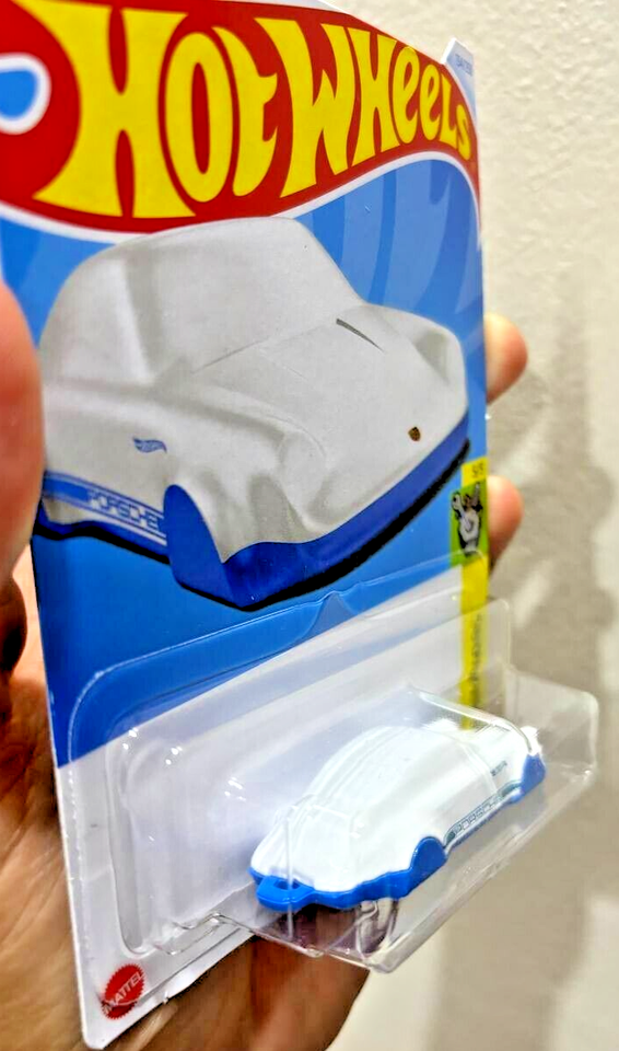 HOT WHEELS PORSCHE 911 CARRERA KEYCHAIN WHITE 2024 MAINLINE ...