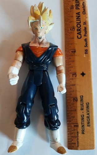 Dragon Ball Z SUPER SAIYAN GOKU 6" inches Figure 2003 Jakks rare look ...