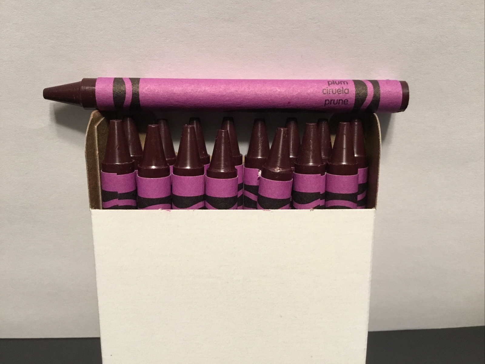 (16) Crayola Crayons (plum) BULK | eBay