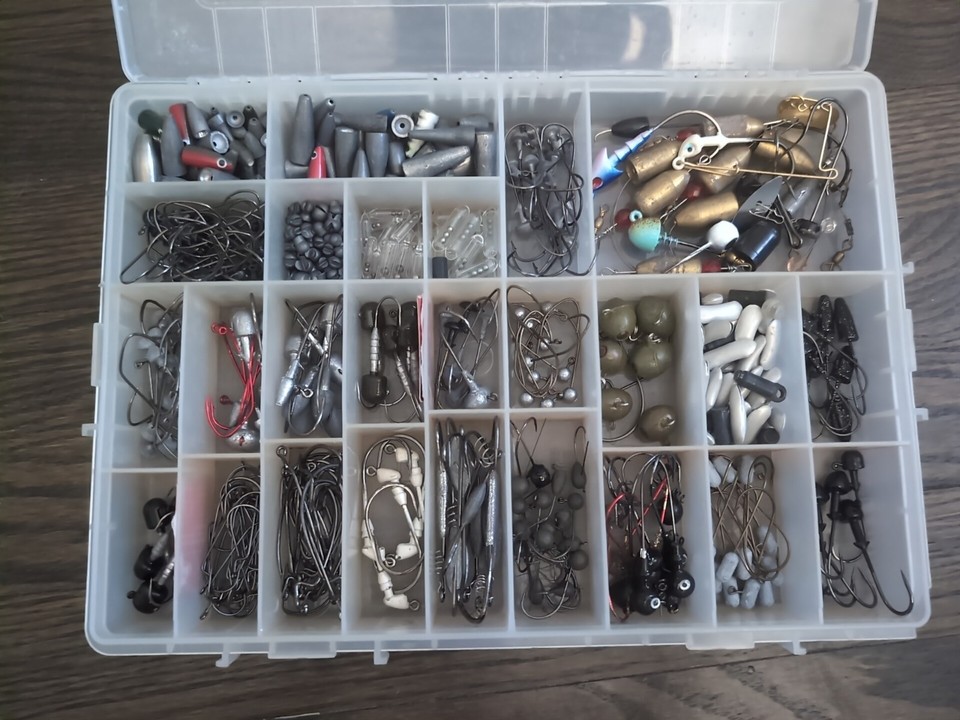 Lot Of Falcon FTO 500 Terminal Tackle Box With Terminal Tackle Worm ...