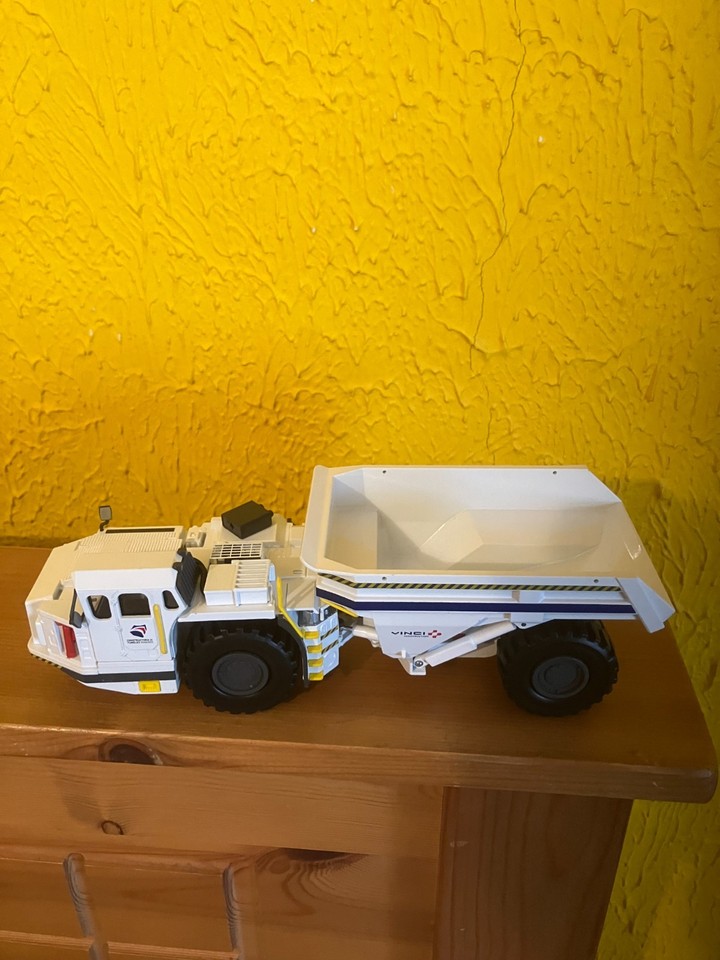 Conrad 2729-02 Sandvik TH550 Underground Dump Truck - VINCI.1/50 Die ...