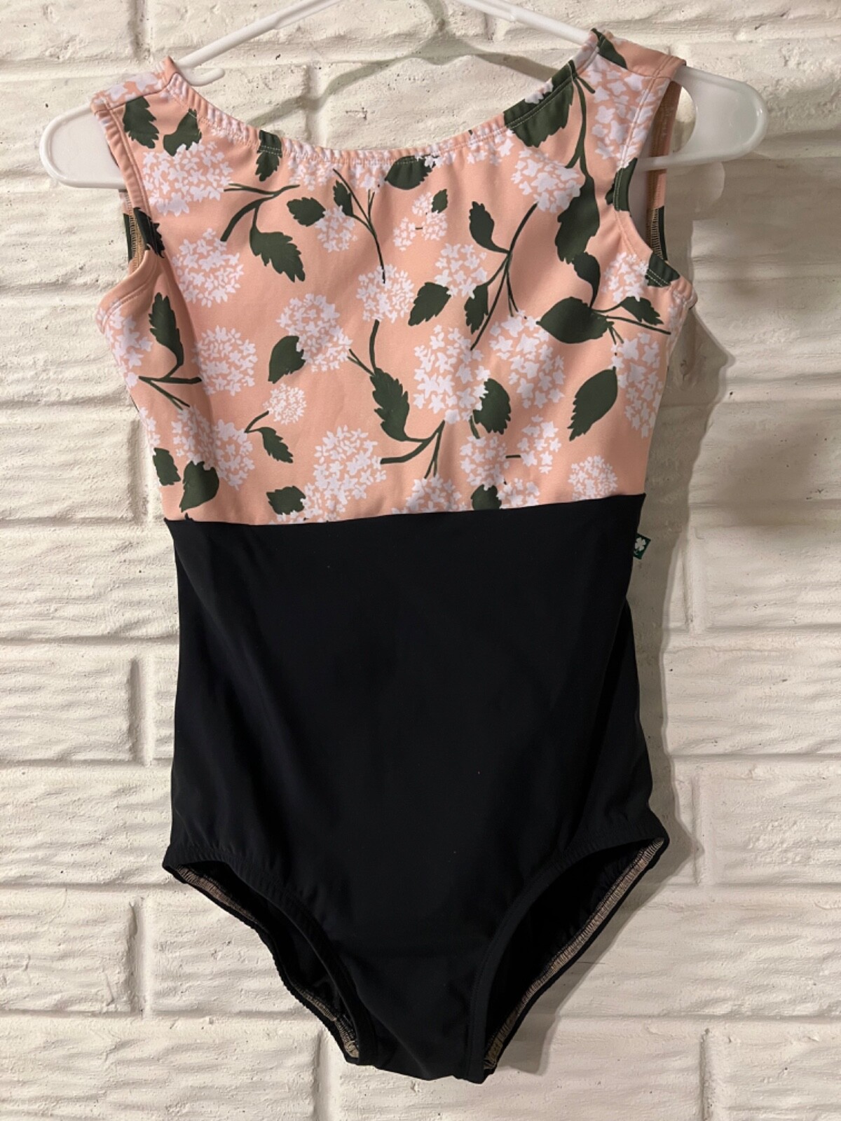 luckyleo leotard medium pink hydrangea pattern - Gem