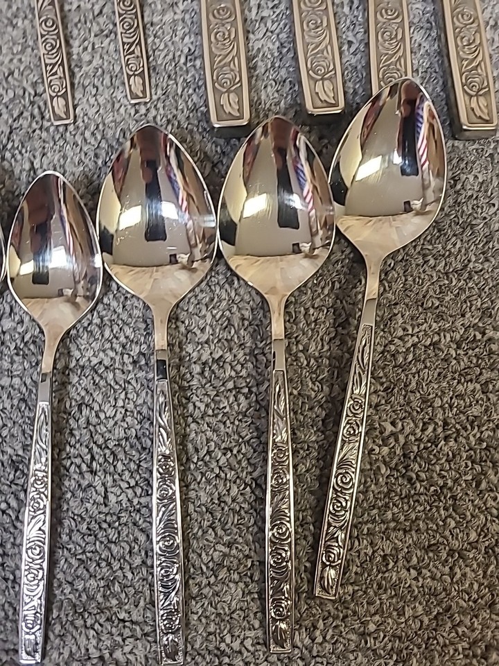 Oneida WM A Rogers Premier 5 Rose Pattern Vintage Flatware 15 Piece ...