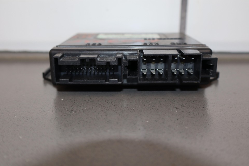 2000-2004 C5 Corvette Driver Seat Memory Control Module (Below Left ...