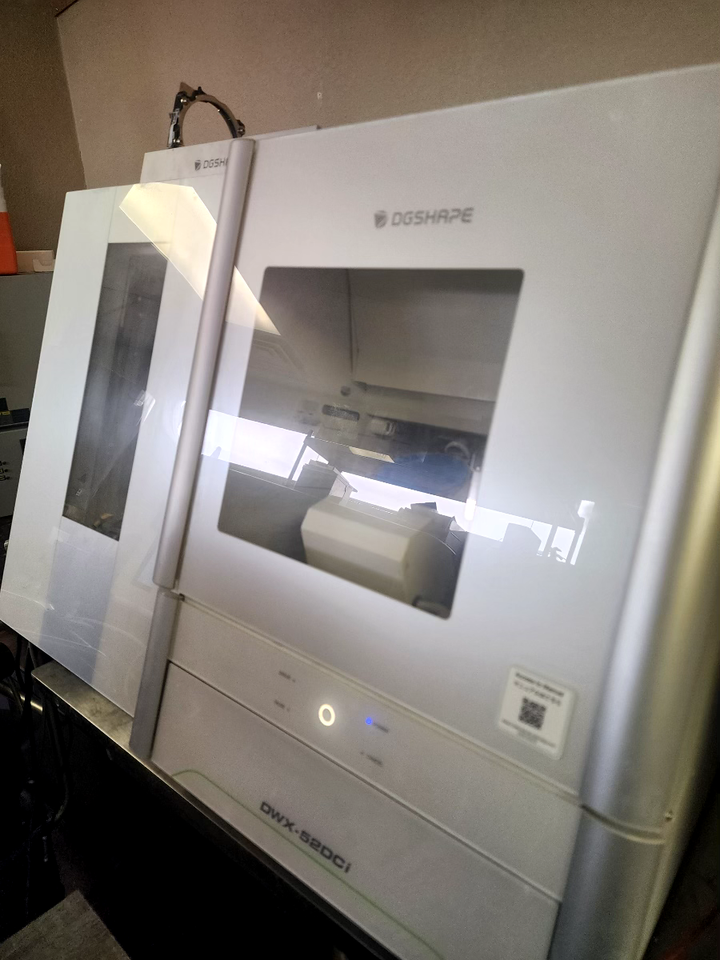 DWX-52DCi 5-Axis Dental Milling Machine With Automatic Disc Changer | eBay