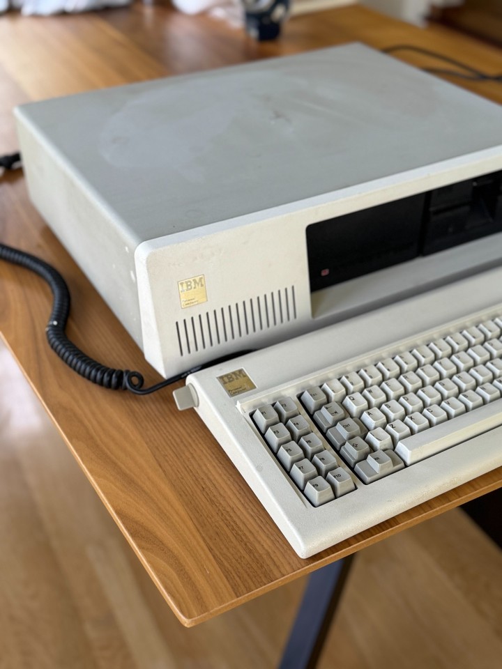 vintage IBM 5150 computer with a IBM 5151 monitor. good condition. | eBay