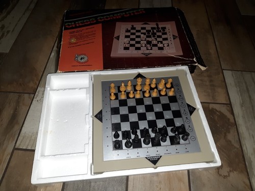 Fidelity Electronic Chess Computer 6102 DESIGNER 2000 Franco Rocco ...