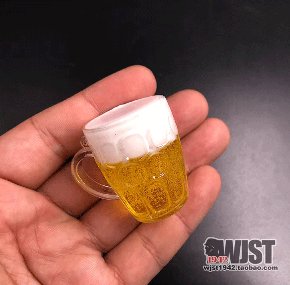 1/6 scale beer mug,scene props 1:6 mini simulation large draft beer for ...