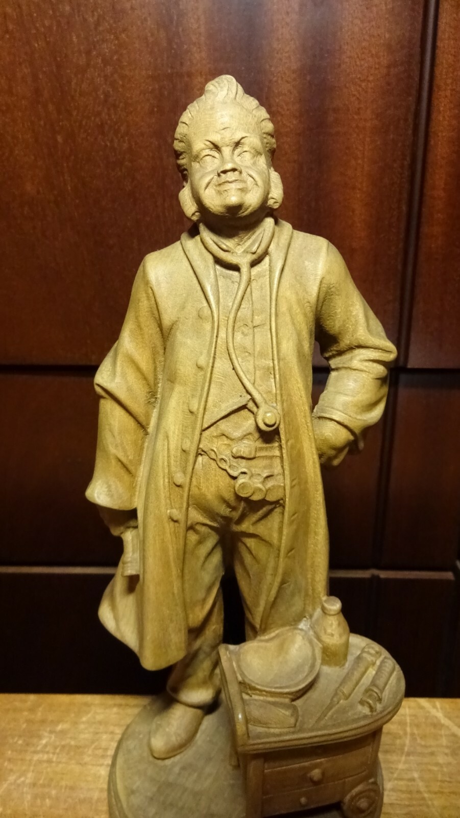 ANTIQUE 10" ANRI HAND CARVED WOOD DOCTOR PHYSICIAN SURGEON STATUE ...