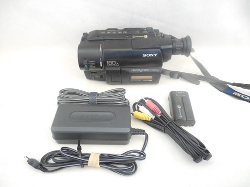 Sony Handycam CCD-TRV16 8mm Camcorder Bundle VG Condition 90-Day ...