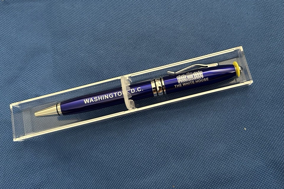 TRUMP PEN WHITE HOUSE GOLD BLUE METAL BALLPOINT REPUBLICAN MAGA GOP New ...