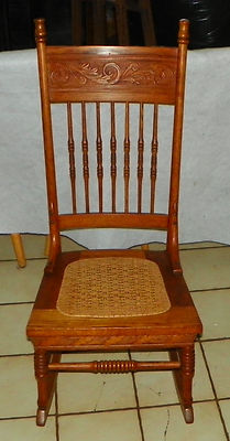 Solid Oak Carved Spindle Back Sewing Rocker / Rocking Chair (R214) | eBay