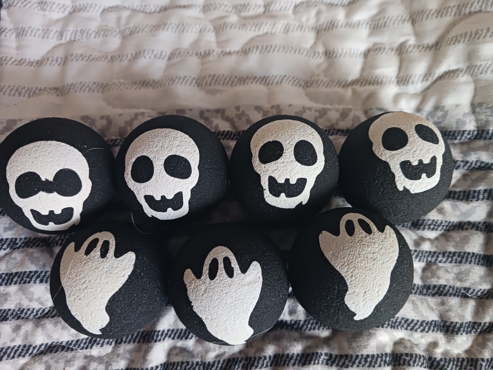Vintage Halloween Skull And Ghost Black Rubber Super Bounce Balls (7 ...