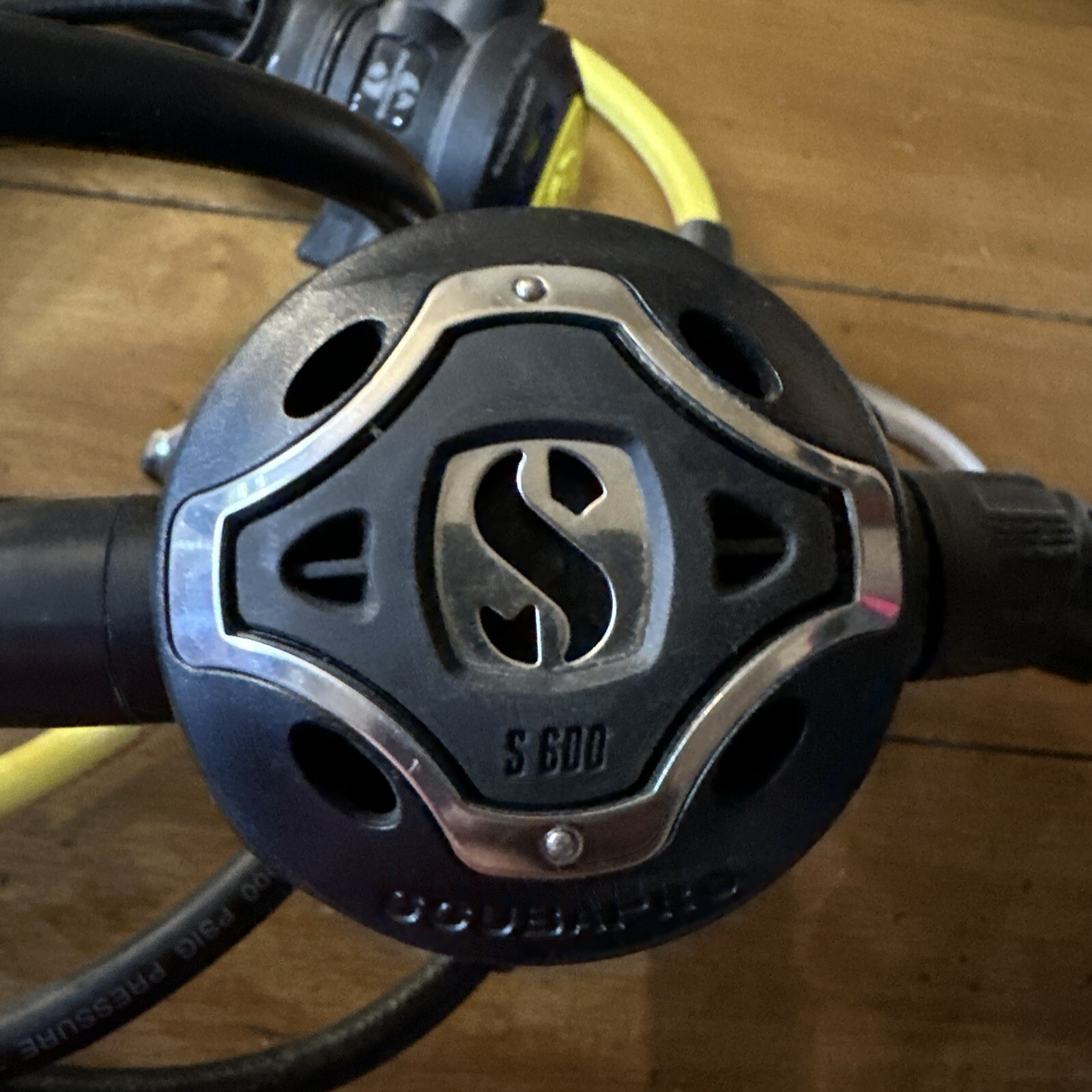 SCUBAPRO MK25 S600 & R295 Scuba Diving Regulator System | eBay