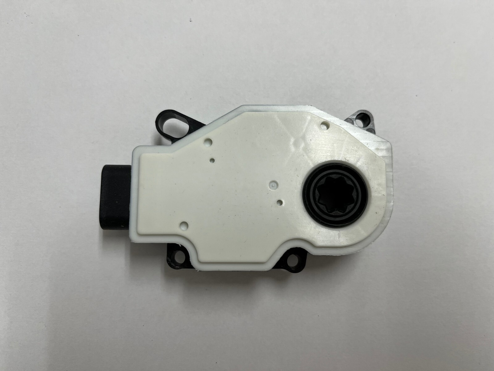 Actuator for Radiator AGS Active Grille Shutter | OEM# 84651500 | Front ...