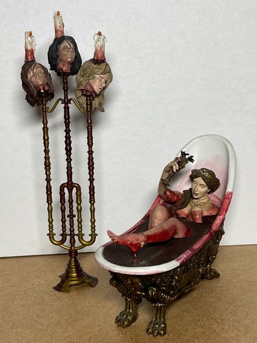 McFarlane's Monsters FEMME FATALES: ELIZABETH BATHORY Figure (2006 ...