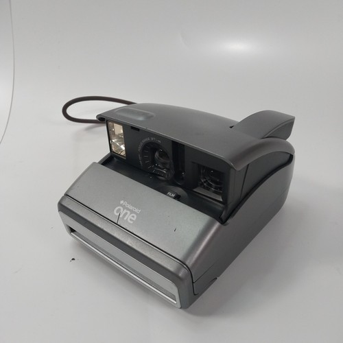 Polaroid One 600 Classic Silver Instant Camera w/wrist strap 100mm ...