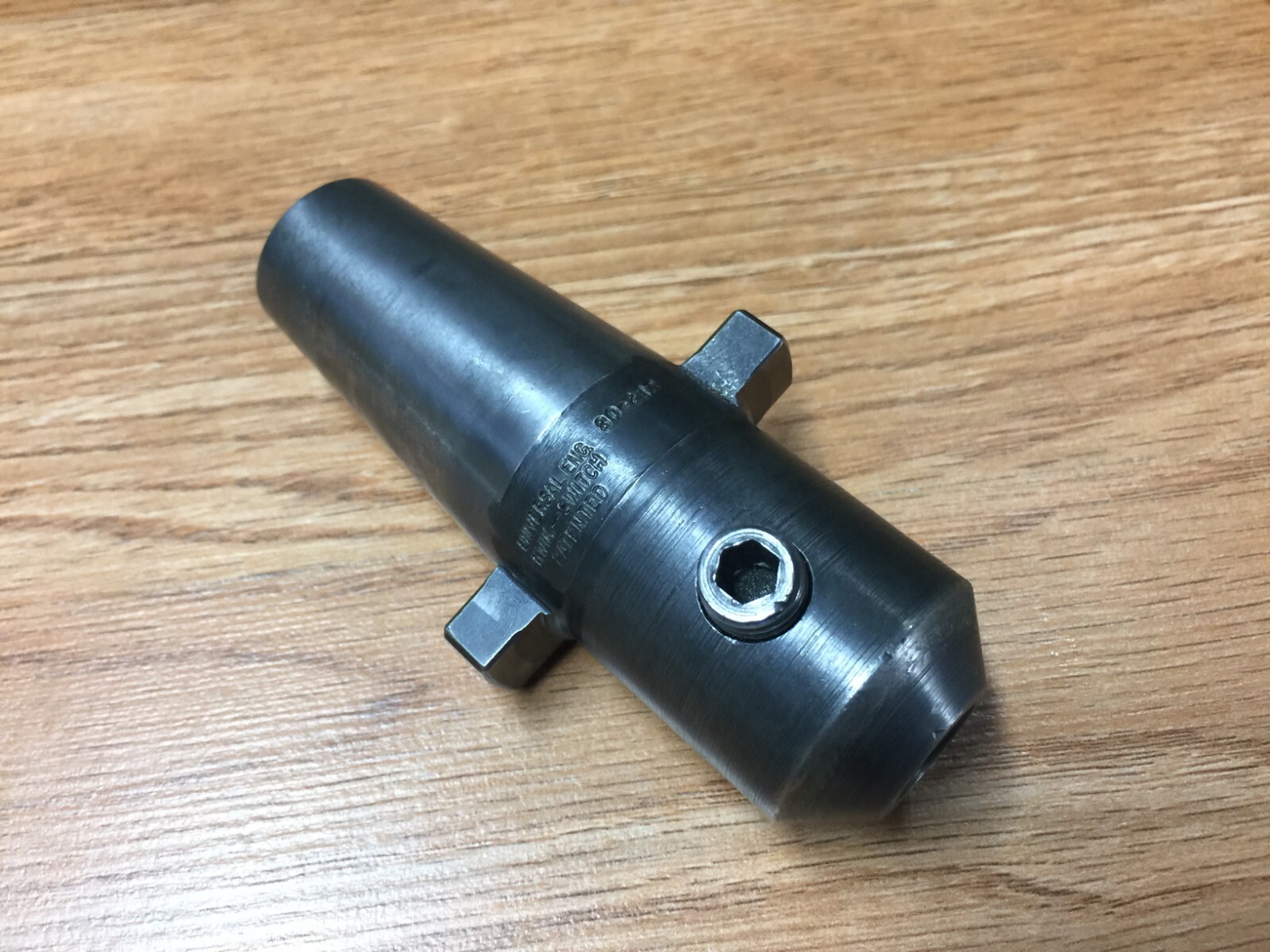 UNIVERSAL ENGINEERING KWIK SWITCH 200 TOOL HOLDER 1/2 " | eBay