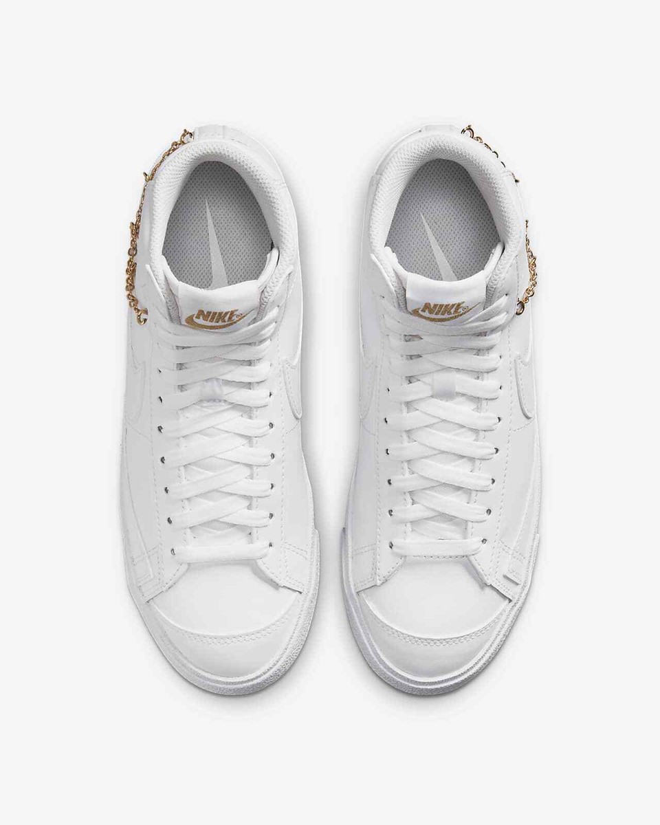 Nike Blazer Mid 77 LX Nike Blazer Mid 77 LX