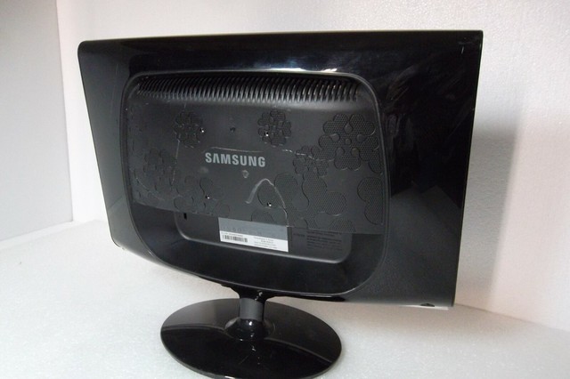 Samsung SyncMaster 933SN Monitor 19" Widescreen VGA 933 1360x768 ...