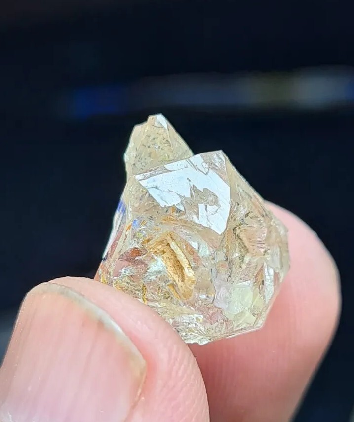 3g Petroleum Diamond Quartz Moving Bubble Inclusion From Balochistan ...