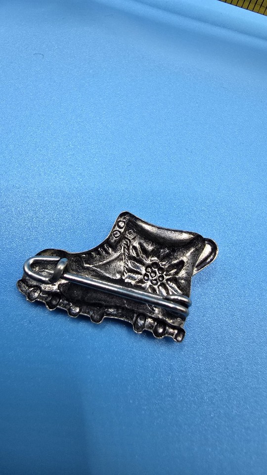 Vintage German Alpine Hiking Boot Edelweiss flower Brooch Hat Lapel Pin ...