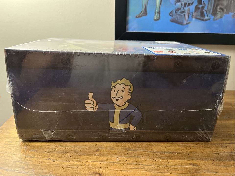 2018 Culturefly Fallout Collectors Box Set Betheseda GameStop Exclusive ...